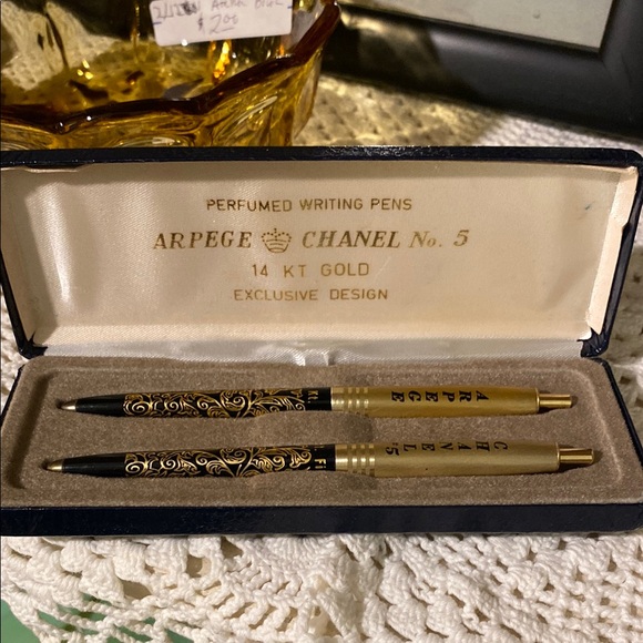 CHANEL | Accents | Chanel Gold And Black Luxurious Writing Instruments ...